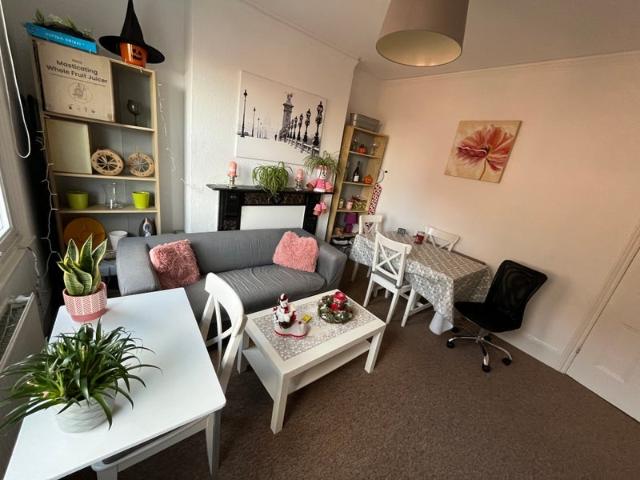 Apartment at Theatre Street, Greater London