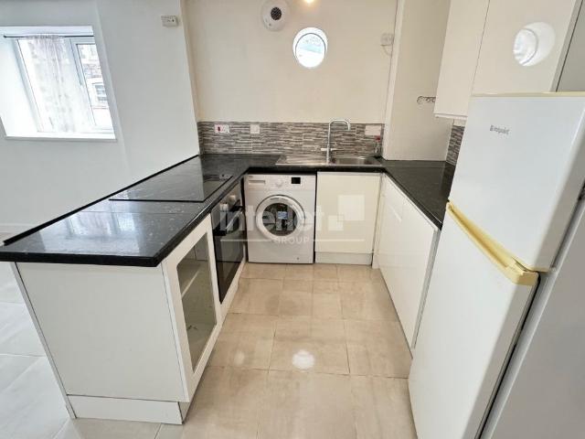 Apartment at Theodora Street, Cardiff