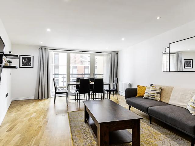 Apartment at Thessaly Road, Greater London