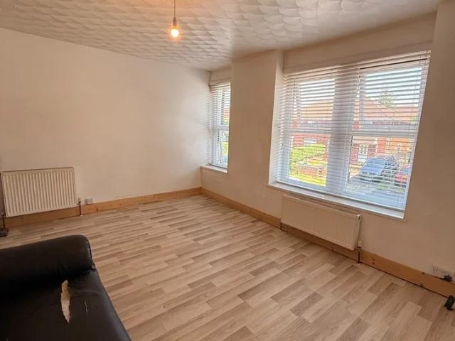 Apartment at Thicket Avenue, Bristol