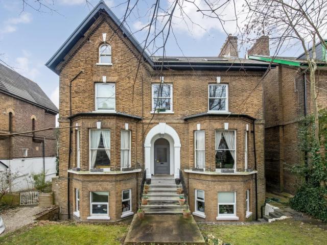 Apartment at Thicket Road, Greater London