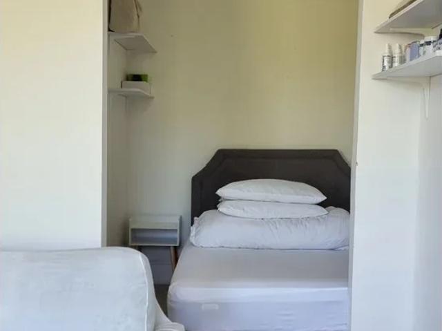 Apartment at Thicket Road, Greater London