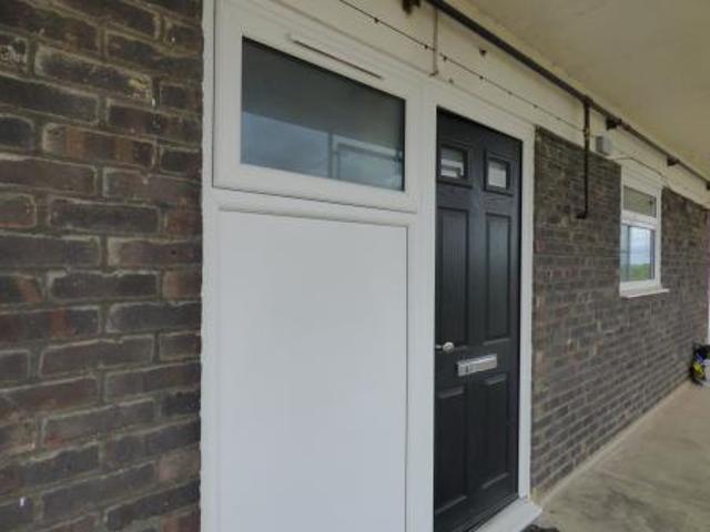Apartment at Thistledown, Basildon