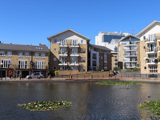 Apartment at Thomas More Street, Greater London