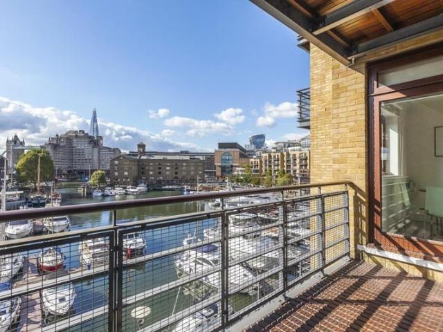 Apartment at Thomas More Street, Greater London