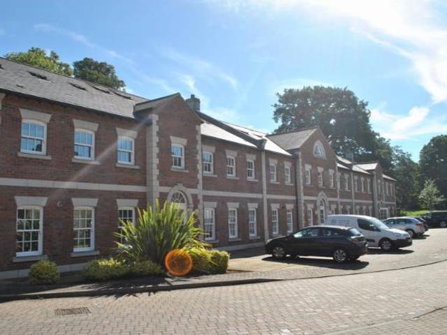 Apartment at Thornton Hall Close, Northampton