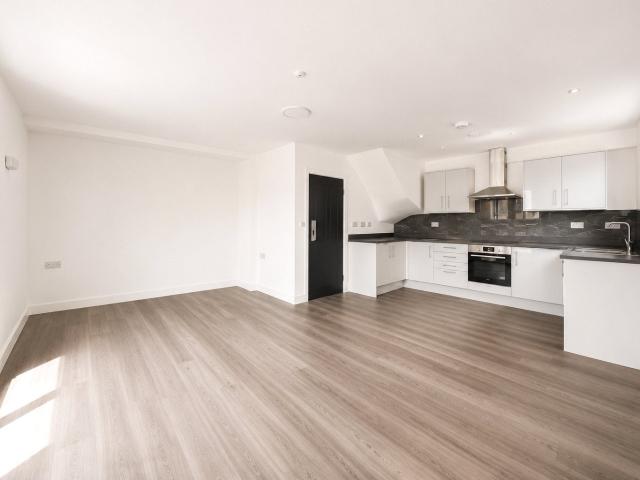 Apartment at Thornton Heath Pond Roundabout, Greater London