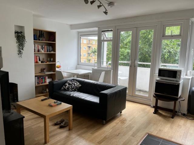 Apartment at Thornton Road, Greater London