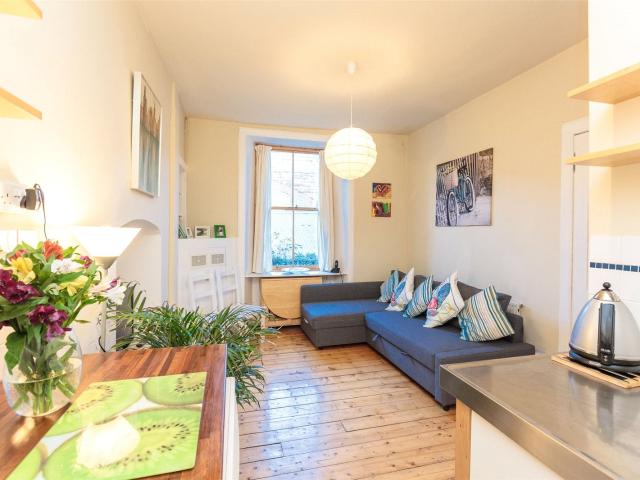 Apartment at Thorntree Street, City of Edinburgh