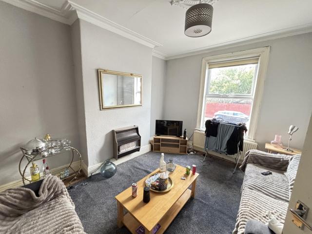 Apartment at Thornville Crescent, Leeds