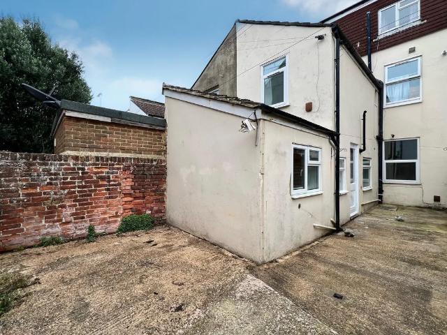 Apartment at Thorn Road, Worthing
