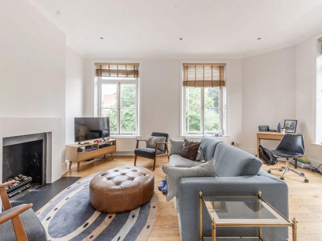 Apartment at Thorndike Close, Greater London