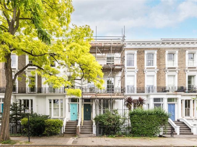 Apartment at Thorne Road, Greater London