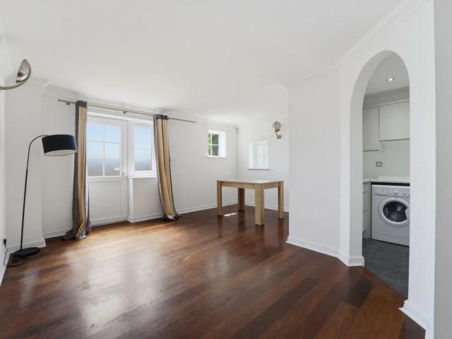 Apartment at Thorney Mill Road, Greater London