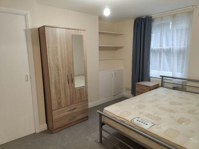 Apartment at Thornfield Road, Greater London