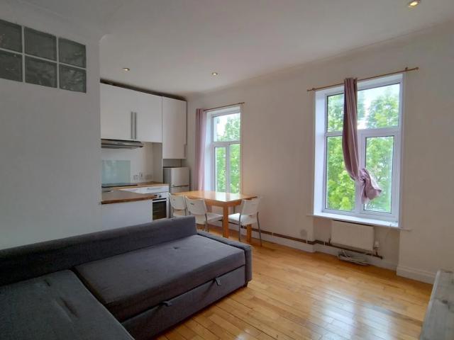 Apartment at Thornhill Bridge Wharf, Greater London