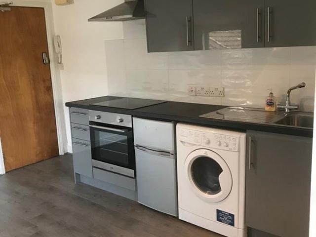 Apartment at Thornlaw Road, Greater London