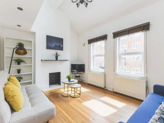 Apartment at Thorparch Road, Greater London