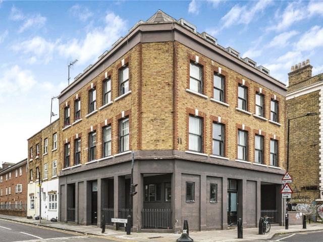 Apartment at Three Colts Lane, Greater London