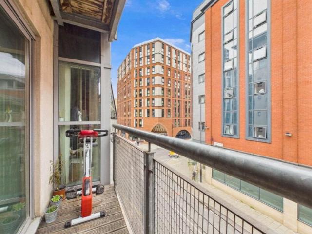 Apartment at Three Queens Lane, Bristol