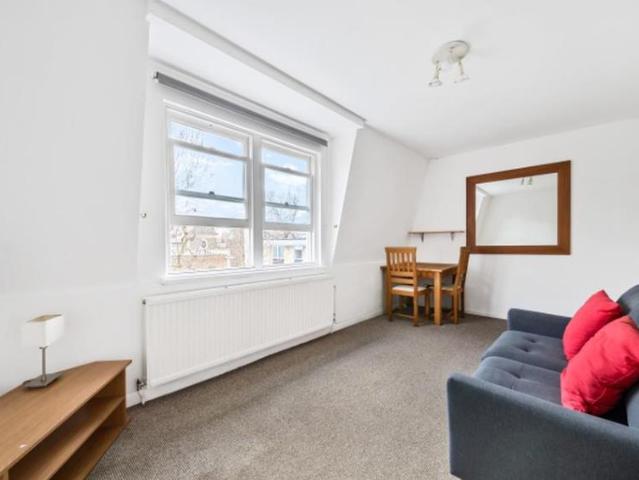 Apartment at Titchborne Row, City of Westminster