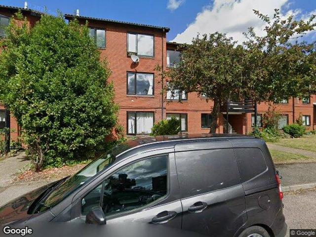 Apartment at Tithe Barn Close, Greater London
