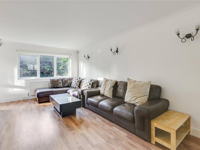 Apartment at Tiverton Road, Greater London