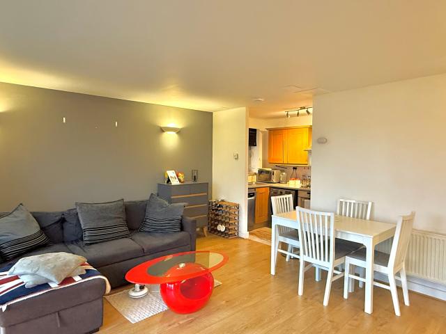Apartment at Tideslea Path, Greater London