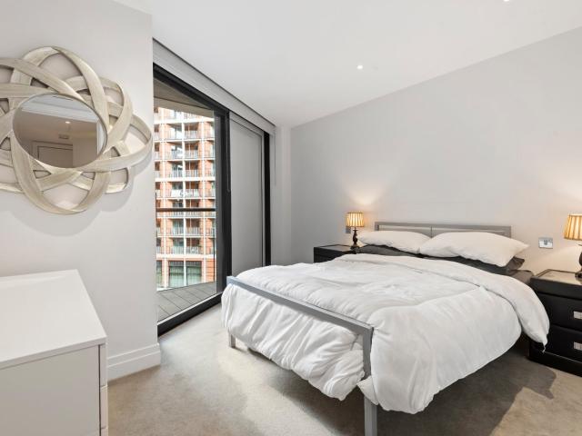 Apartment at Tideway Walk, Greater London