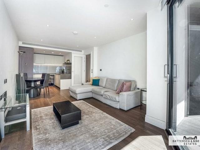 Apartment at Tideway Walk, Greater London