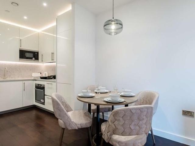 Apartment at Tideway Walk, Greater London