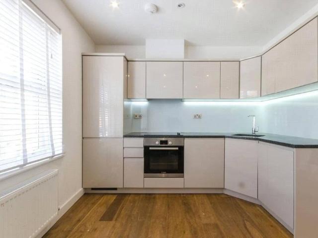 Apartment at Trafalgar Road, Greater London