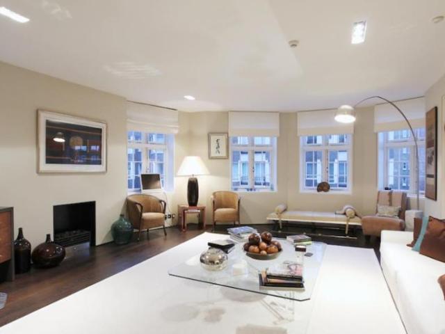 Apartment at Transept Street, City of Westminster
