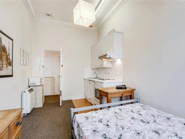 Apartment at Trebovir Road, Greater London