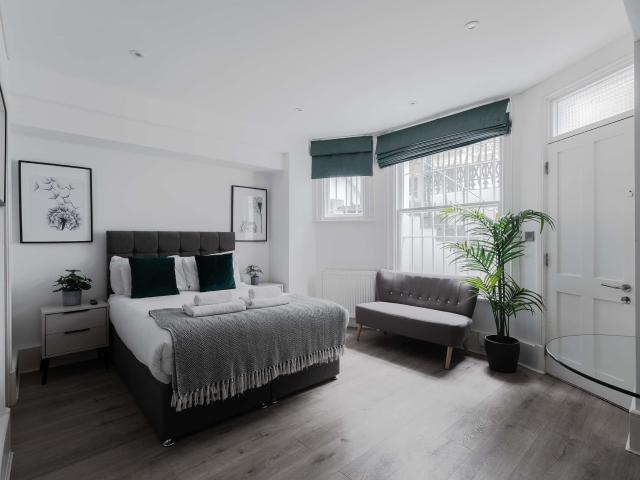 Apartment at Trebovir Road, Greater London