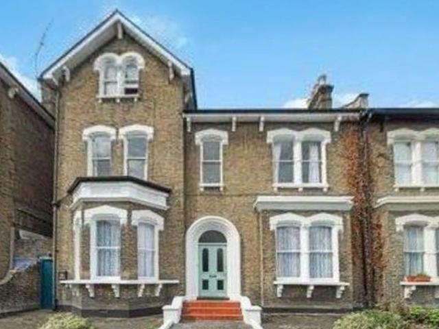 Apartment at Tressillian Crescent, Greater London