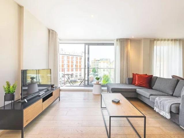 Apartment at Treveris Street, Greater London