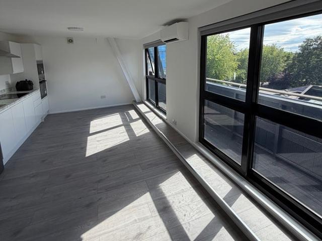 Apartment at Triangle Road, Greater London