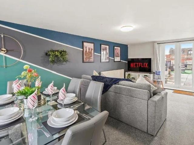 Apartment at Trinity Walk, Bristol