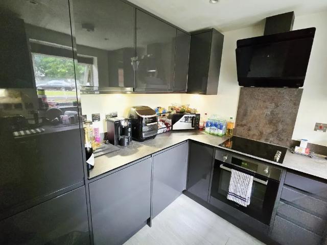 Apartment at Trinity Street, Greater London