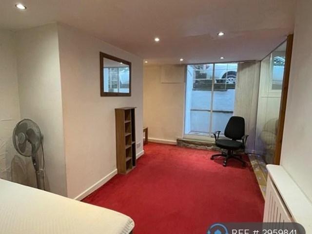 Apartment at Trinity Street, Kirklees