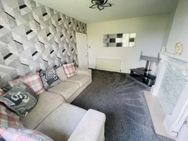 Apartment at Trinley Road, Glasgow
