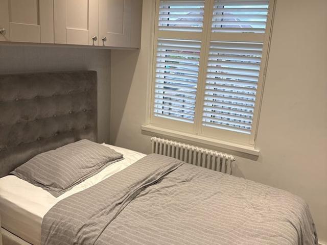 Room at Tudor Drive, Greater London