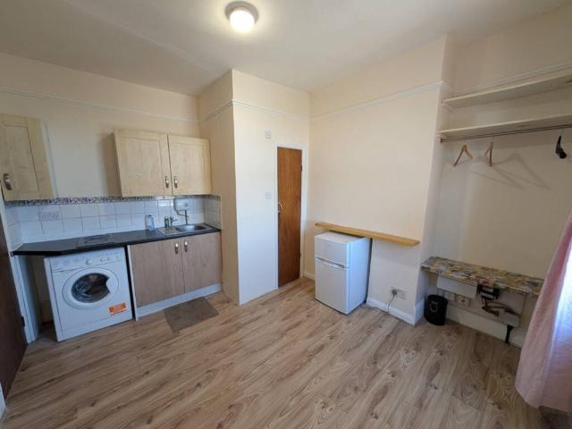 Apartment at Tudor Mews, Greater London