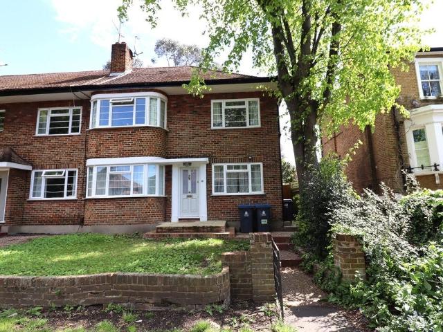 Apartment at Tudor Road, Greater London