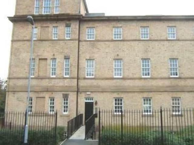 Apartment at Tuke Grove, Wakefield
