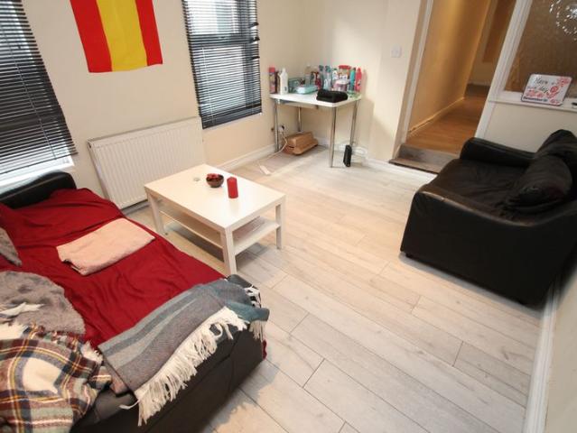 Apartment at Tulloch Street, Cardiff