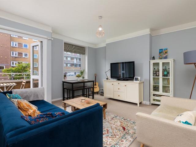Apartment at Tulse Hill, Greater London