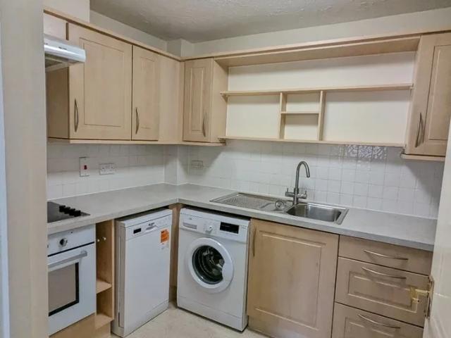 Apartment at Turing Drive, Bracknell