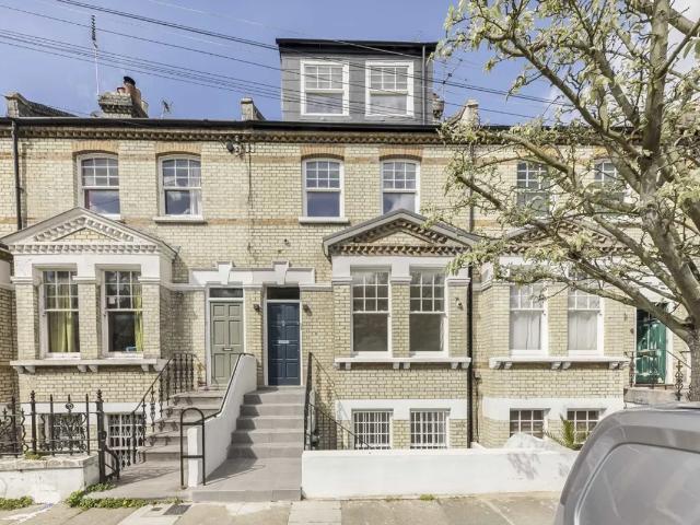Apartment at Turneville Road, Greater London